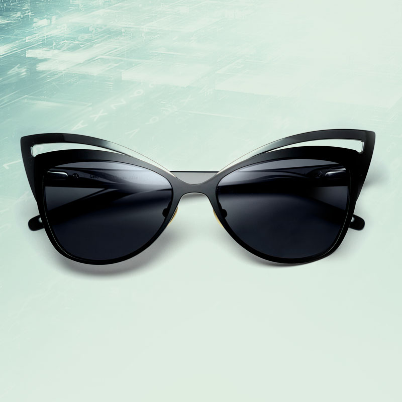 Lexy, ally of Bugs in The Matrix Resurrections wearing bespoke ...