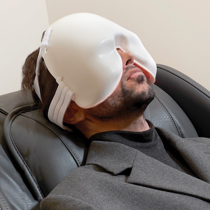 Tom Davies | Dry Eye Appointment Booking